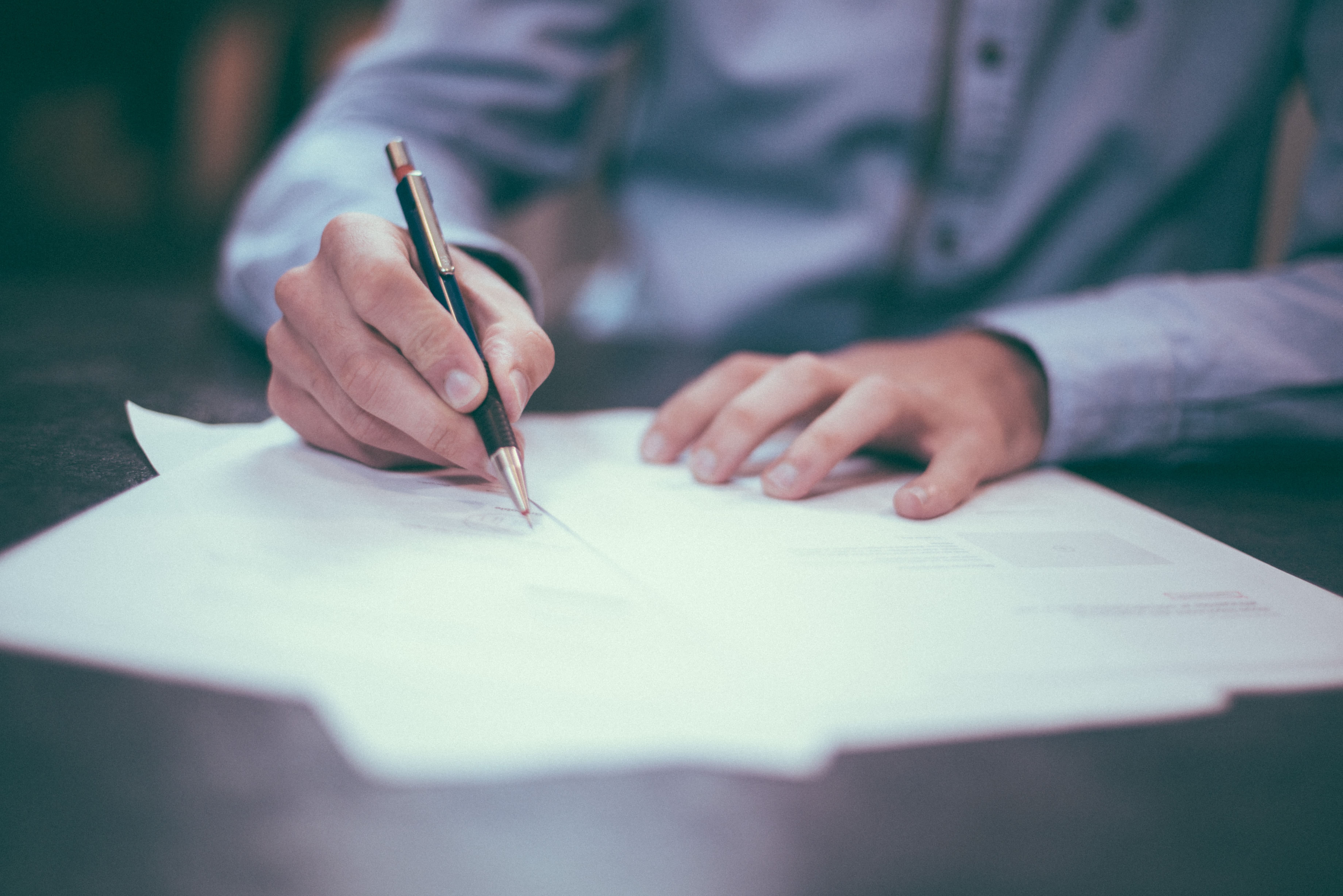 Who decides which title company to use in Florida? - Dania Fernandez, Esq.